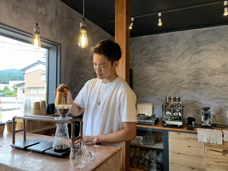 能登の癒しのコーヒースタンド「SMOCO(スモーコ)」｜穴水町 | のとルネ